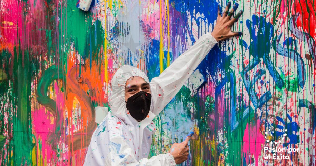 Impresionante Mural Creativo ¡hasta 300 personas crean arte!